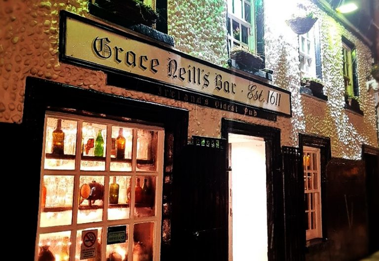 Zu Gast in Nordirlands spukigsten Pub - Mortimer Reisemagazin