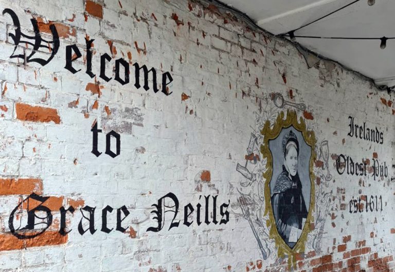 Zu Gast in Nordirlands spukigsten Pub - Mortimer Reisemagazin